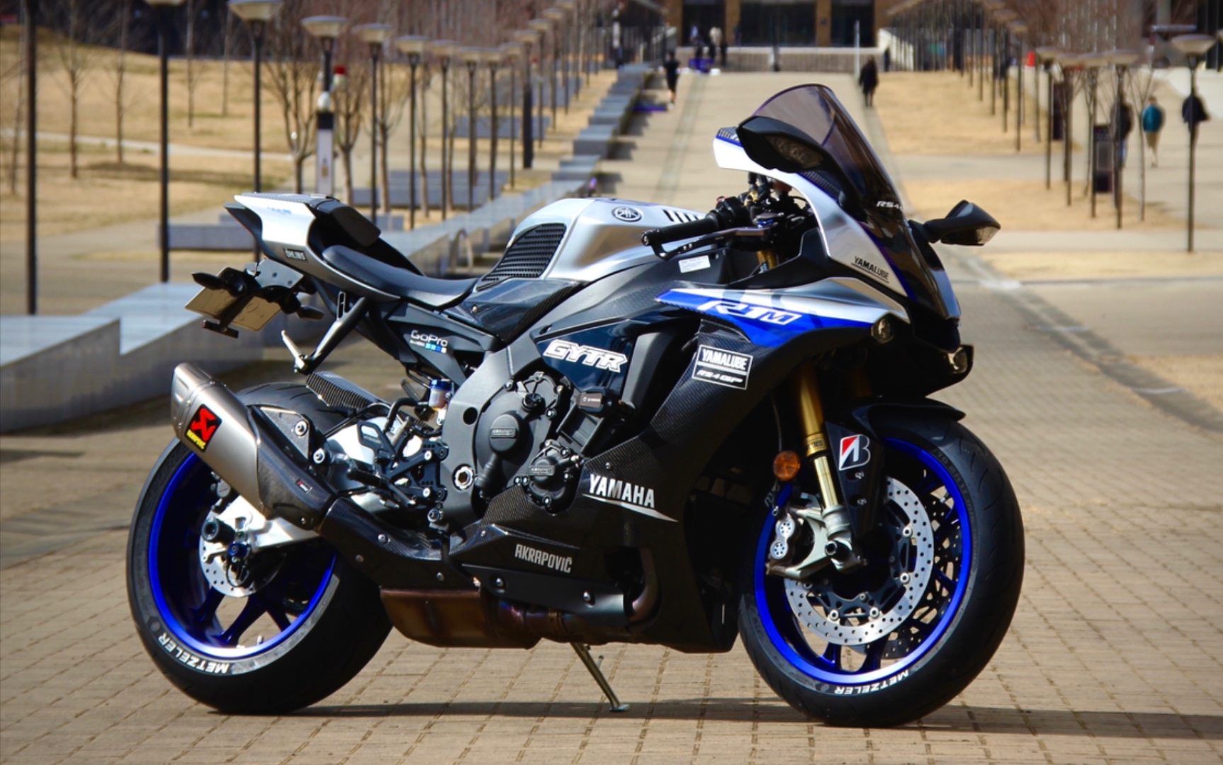 改外观也要提性能，R1M为例详细介绍机车改装攻略（下）_哔哩哔哩_bilibili