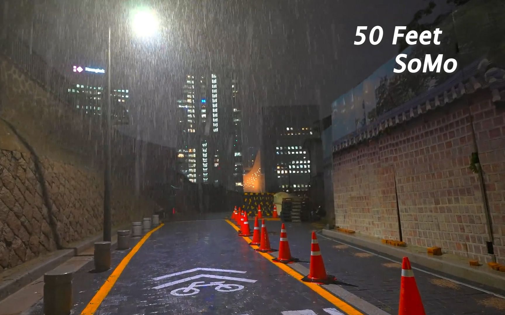 R&B交织于慵懒声线中的撩人节奏《50 feet》-意西西贝-意西西贝-哔哩哔哩视频