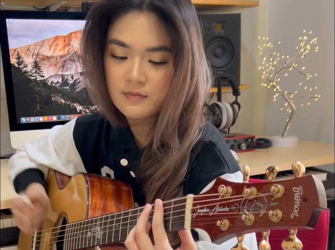 Uptown Funk -Bruno Mars (fingerstyle guitar cover)-Josephine吉他指弹 ...