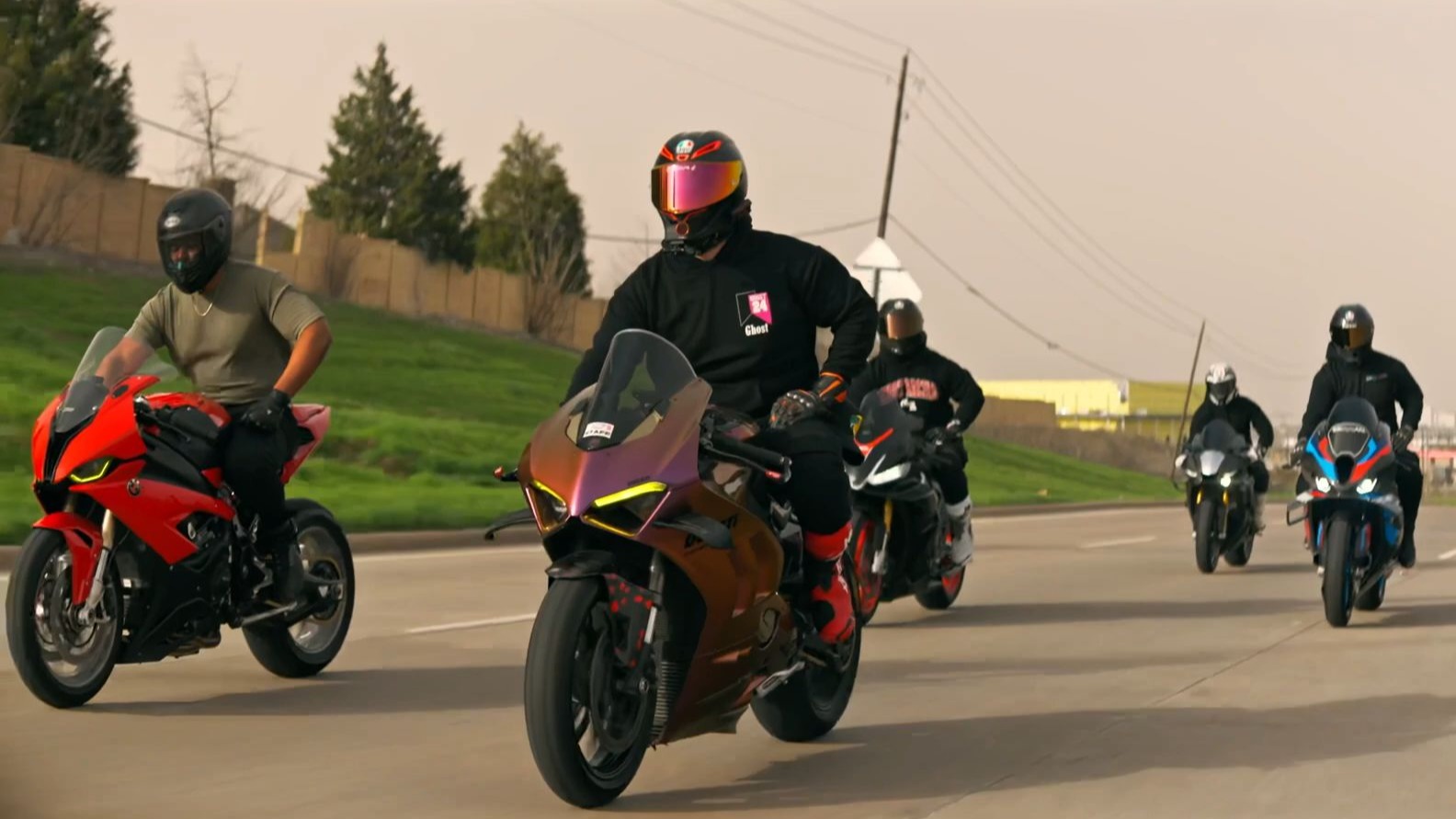 TX2K x Ghost Racing Dallas Meet (MY RESPONSE 🫣) M1000rr-White70-White70 ...