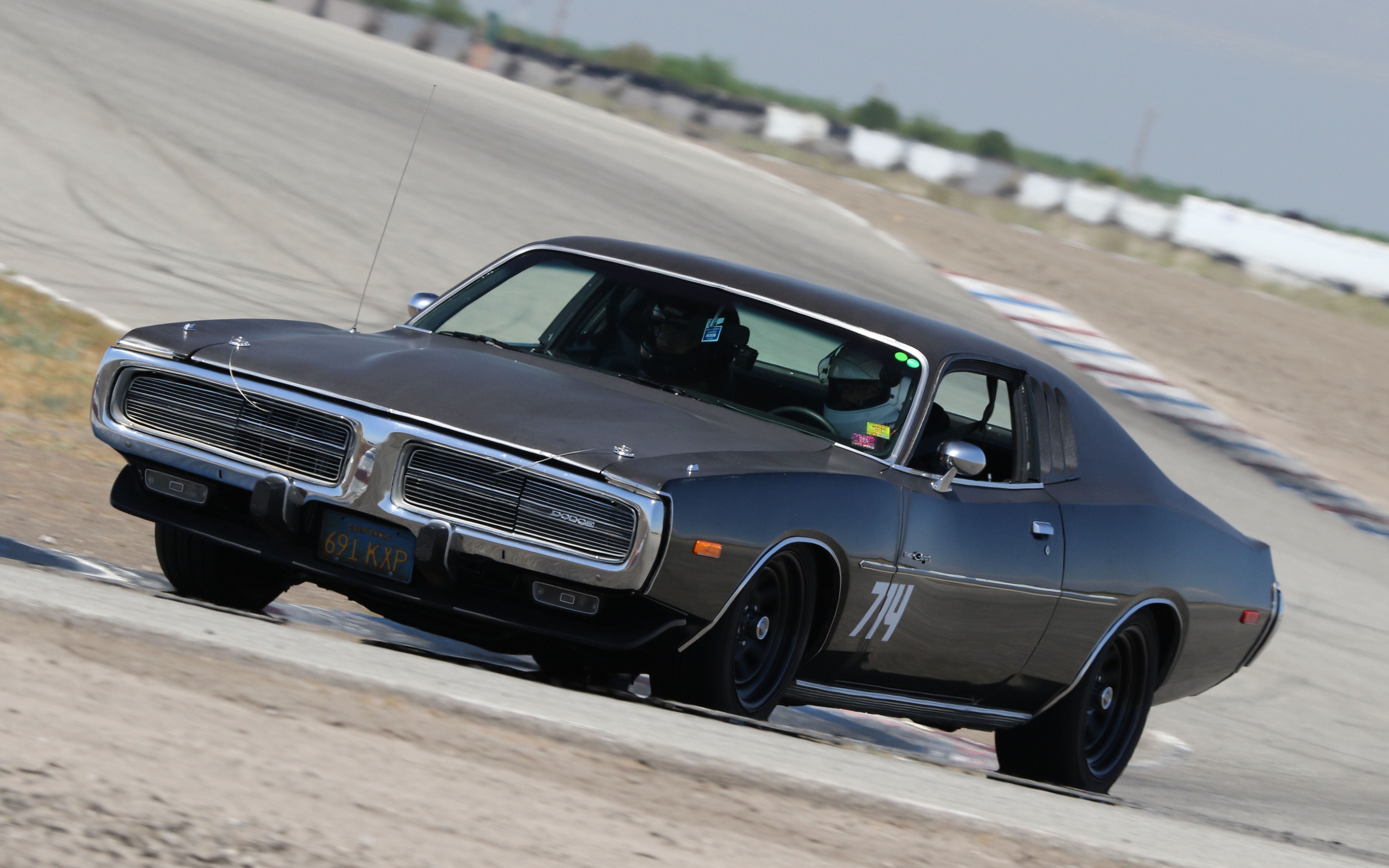 1974 Dodge Charger跑赛道，Buttonwillow CW13，道奇战马，赛道初体验_哔哩哔哩_bilibili