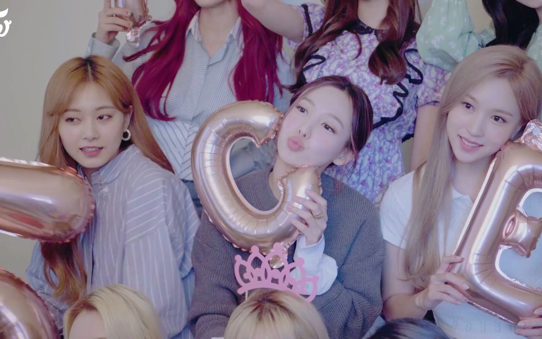 TWICE 五周年花絮_哔哩哔哩_bilibili