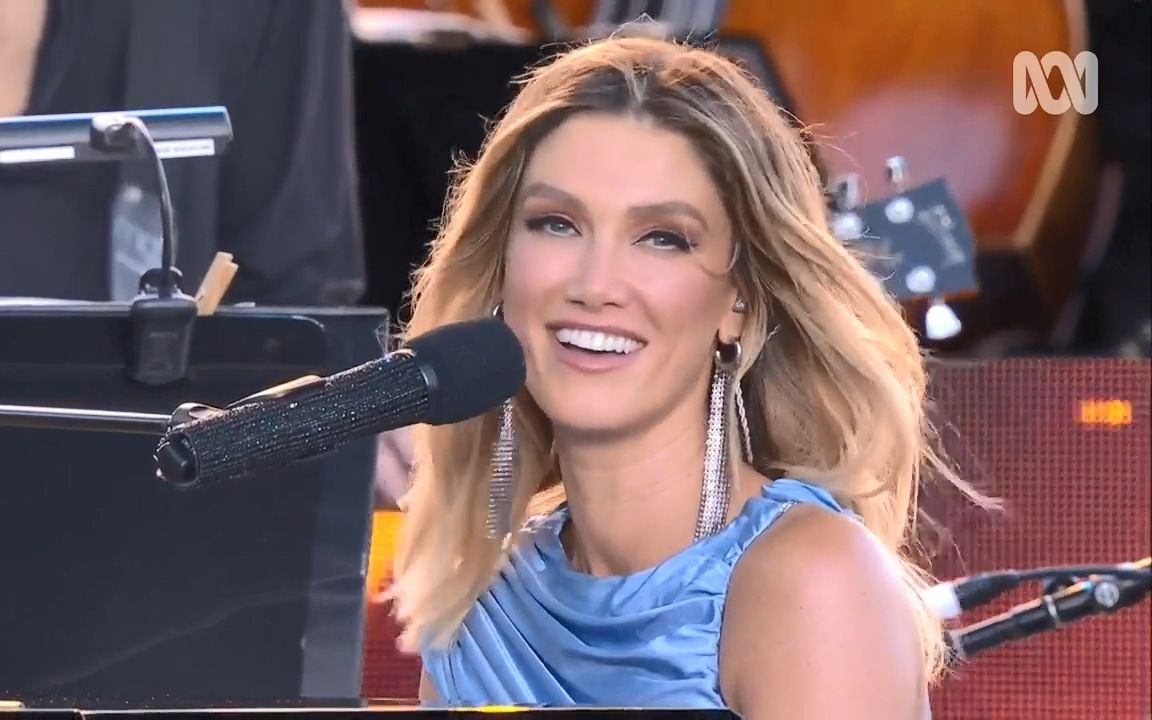 Australia Day Live 2022 现场表演 - Delta Goodrem_哔哩哔哩_bilibili