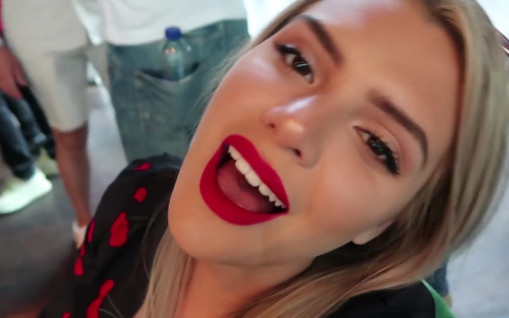 【中字】Alissa Violet新的vlog来啦！从伦敦到法国_哔哩哔哩_bilibili