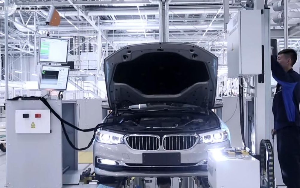 高清-宝马国内工厂生产线-BMW internal combustion engine-Car Factory PRODUCTION ...