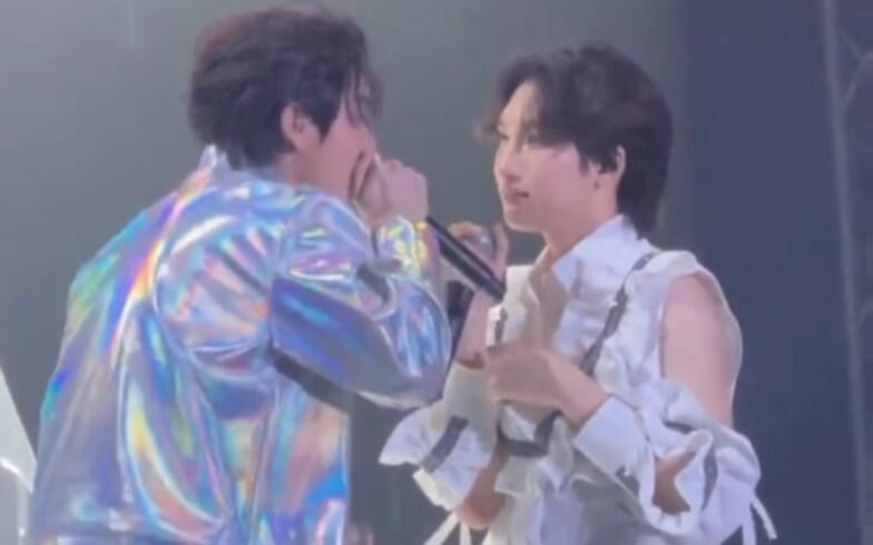 【bossneoul】18日粉丝见面会（一）他俩一出场必定是糖 今日粉... - 哔哩哔哩