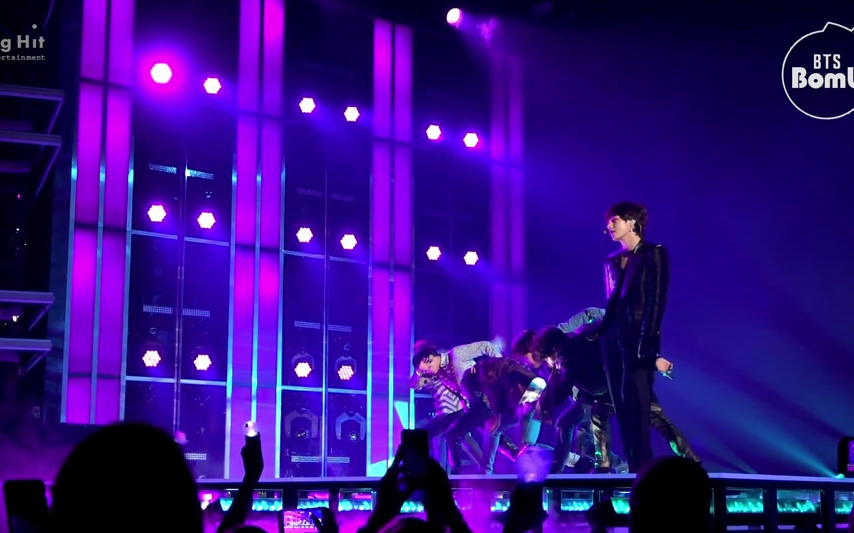 【防弹少年团】_ [BANGTAN BOMB] 2018 BBMAs Performance - 'FAKE LOVE' 团体 Focus ...