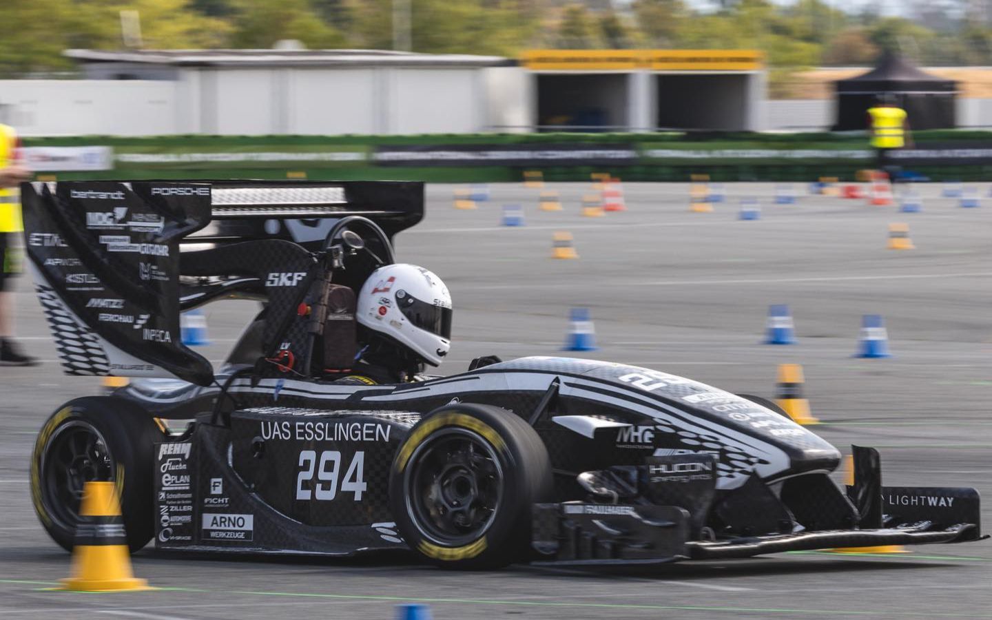 【FSAE】斯图加特大学Rennteam Stuttgart229荷兰赛夺冠！