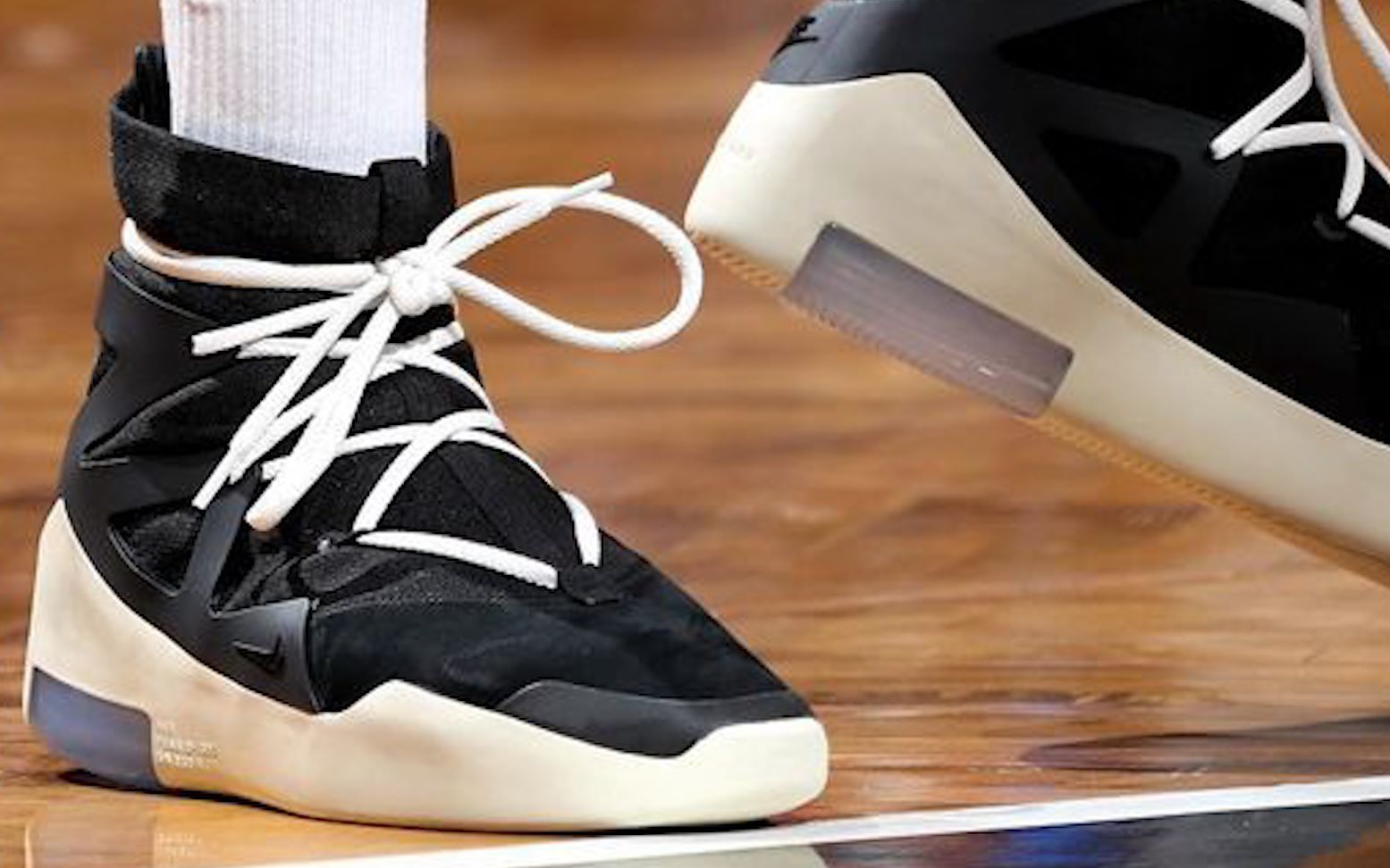 【鞋念】各位久等！Fear of God x Nike FOG终于终于终于终于安排上了_哔哩哔哩_bilibili