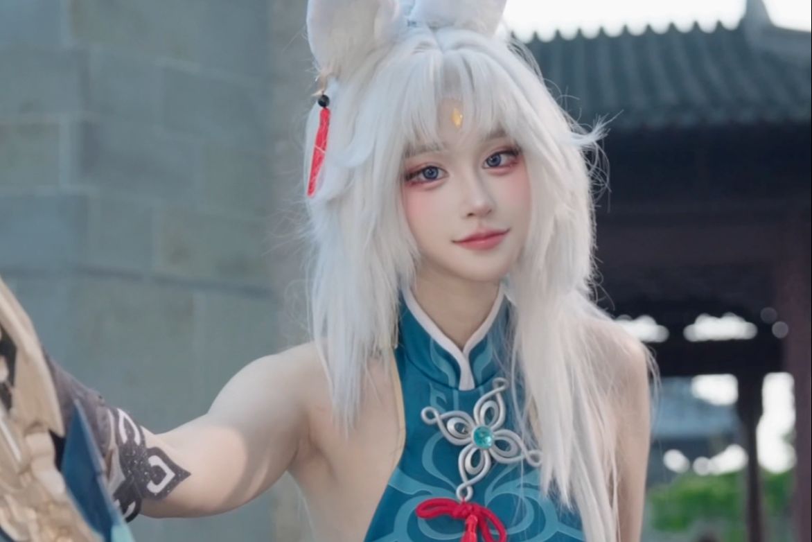 谁懂飞霄的背？-阿球Akyu-阿球Akyu-哔哩哔哩视频