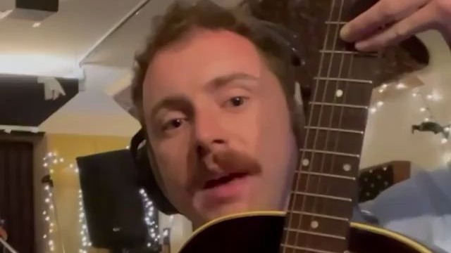 Tom Cardy-Love Language【双语字幕】-cocoyld-Tom-哔哩哔哩视频