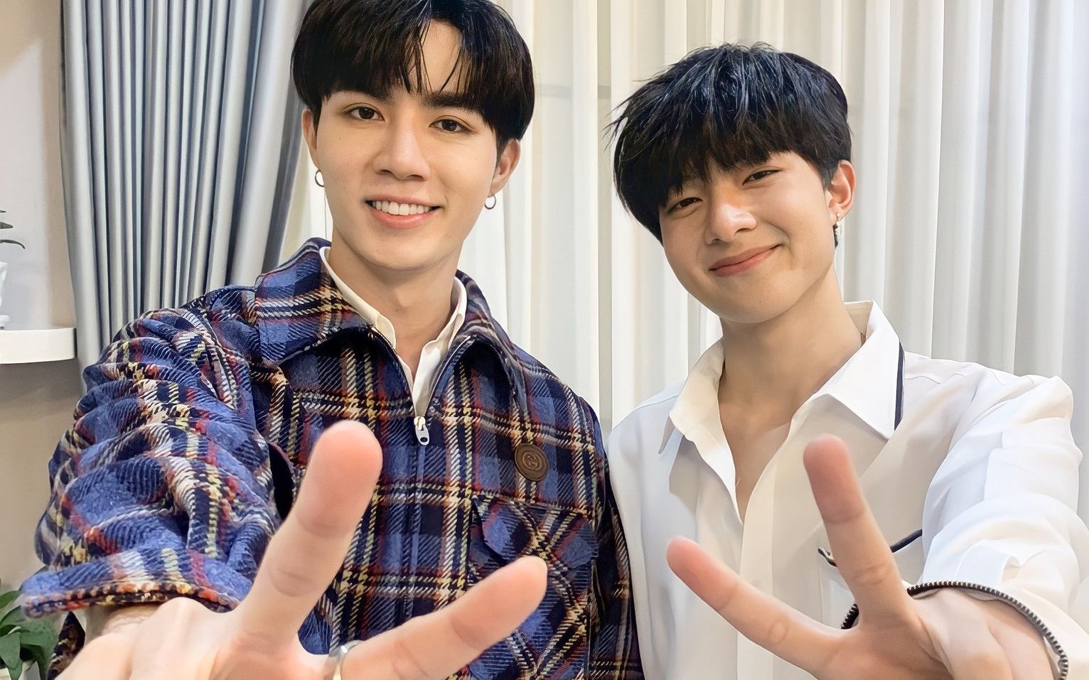 20220316 Rubyrose clinic X ZeeNunew live全场生肉 存档用_哔哩哔哩_bilibili