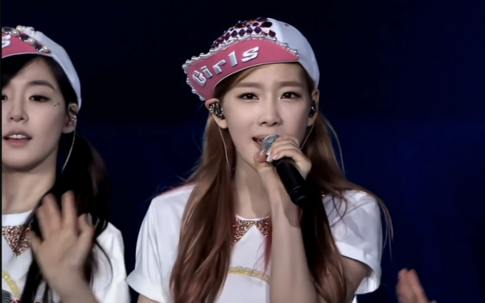 最伟大的出道曲 少女时代《再次重逢的世界》演唱会现场 - 视频下载 Video Downloader
