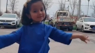 新疆人不仅自带颜，还带舞蹈基因系列之 资深、气质范儿老年艺术家-Abduvali_-Abduvali_-哔哩哔哩视频