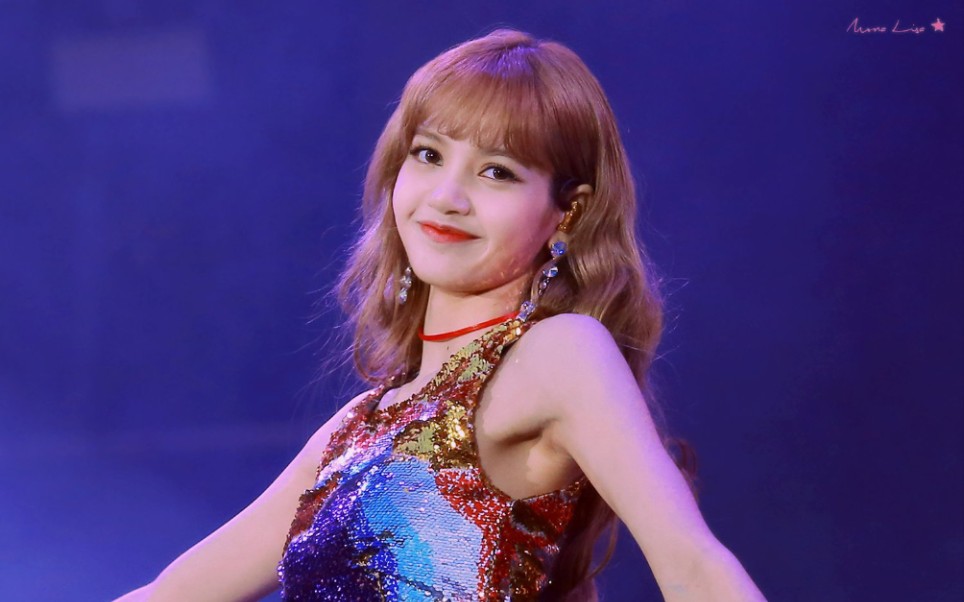 Lisa给学生上网课竟然还有人走神？？？？_哔哩哔哩_bilibili