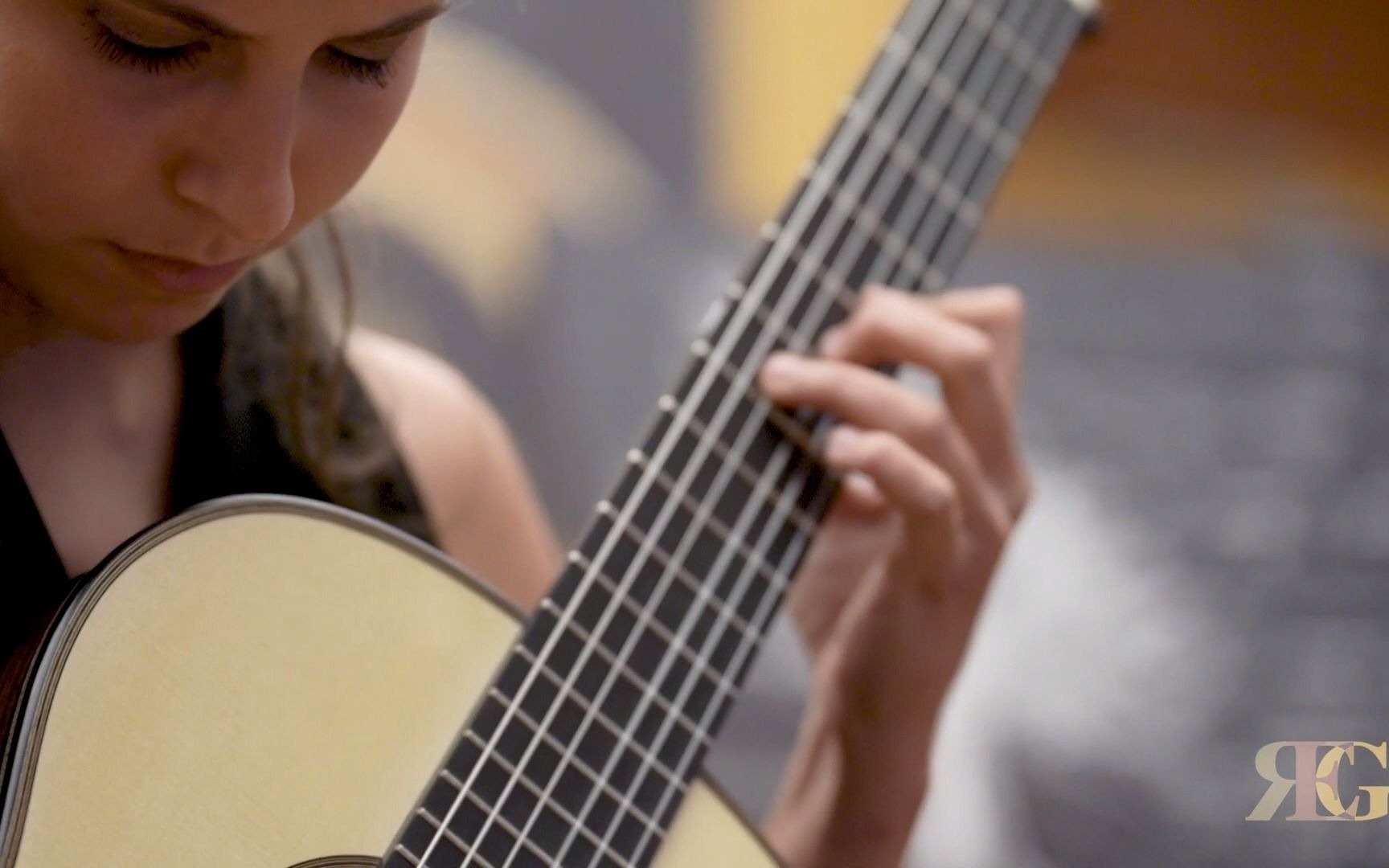 REG2021 _ LIMITED EDITION GUITAR TEST _ CARLOTTA DALIA