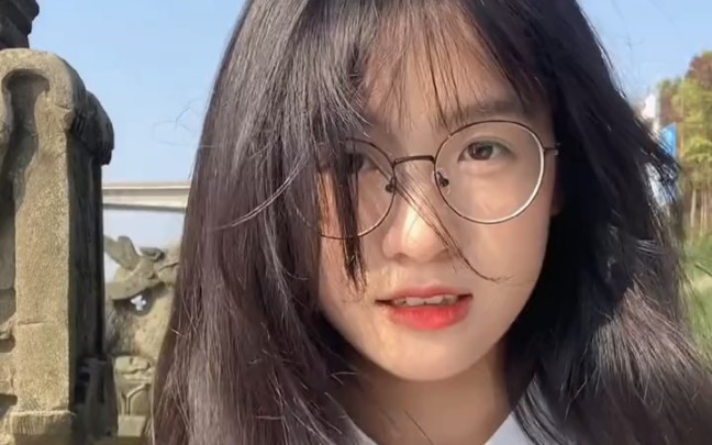 讲永远太假了记住这一帧就好了-Xiaoxiao啊v-Xiaoxiao啊v-哔哩哔哩视频