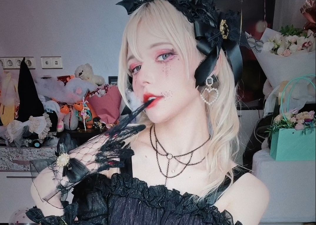 我需要一个能照顾我的新主人-LENivayaAya_爱雅-LENivayaAya_爱雅-哔哩哔哩视频