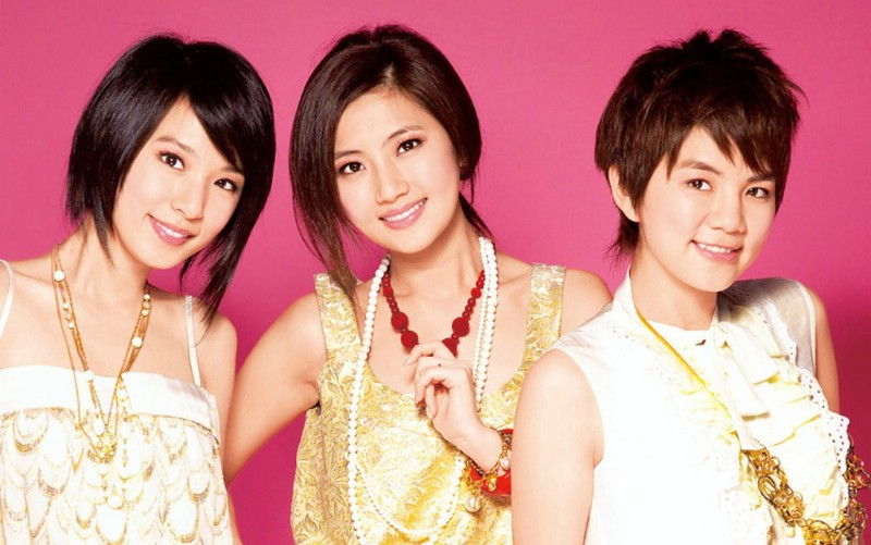 SHE 歌曲精选（mv合集）-神秘的大宝-1-哔哩哔哩视频