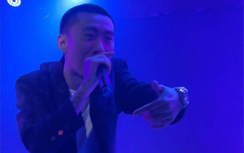 广州11.28更高兄弟psy.p＆melo开口跪_哔哩哔哩_bilibili