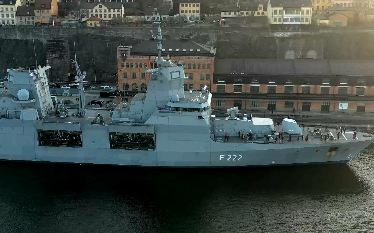 【德国海军】巴登·符腾堡级护卫舰“巴登·符腾堡”号（F-222）访问斯德哥尔摩（2020/1/23）_哔哩哔哩_bilibili