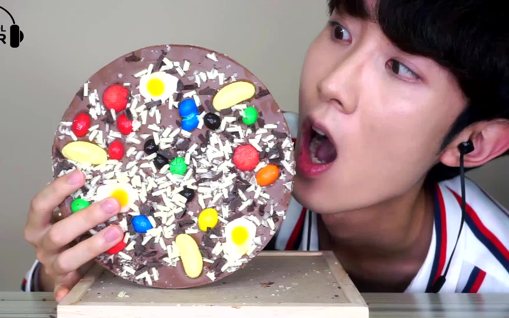 【JaeYeol ASMR】巧克力软糖披萨+西瓜牛扒（无人声）_哔哩哔哩_bilibili