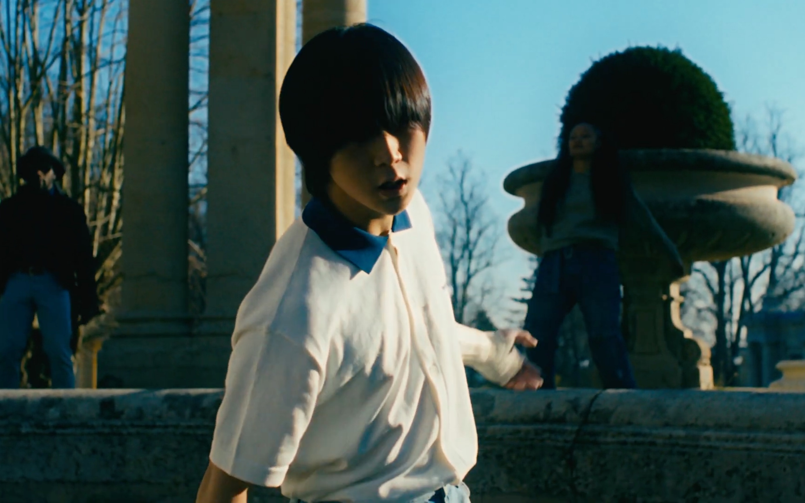 【Sion 郑施蕴】Flying Fish 官方MV Official Video-紫菜汤里有毒-英歌-哔哩哔哩视频