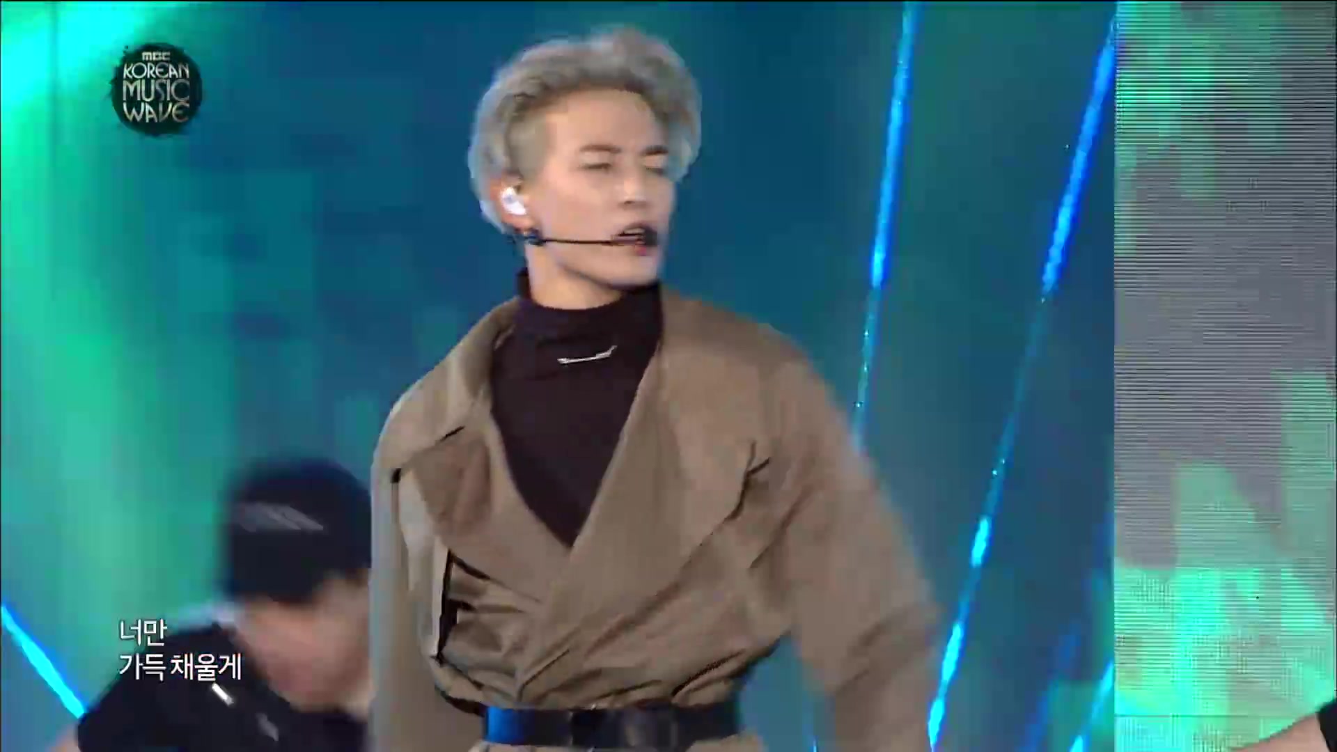 【闪闪经典歌曲帅气舞台】SHINee - LUCIFER 高清现场live_哔哩哔哩_bilibili