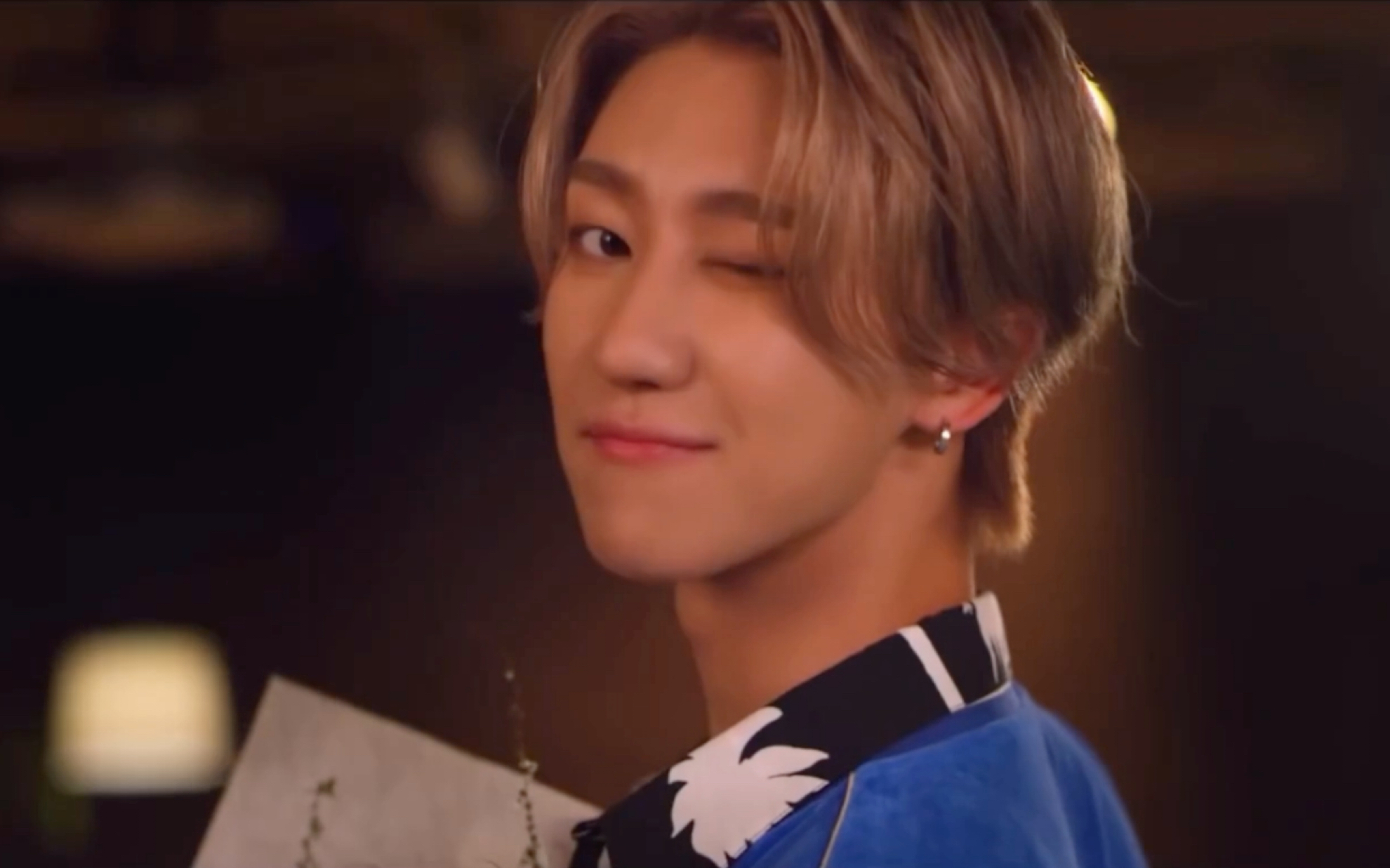 SVT THE8 Side By Side MV_哔哩哔哩_bilibili
