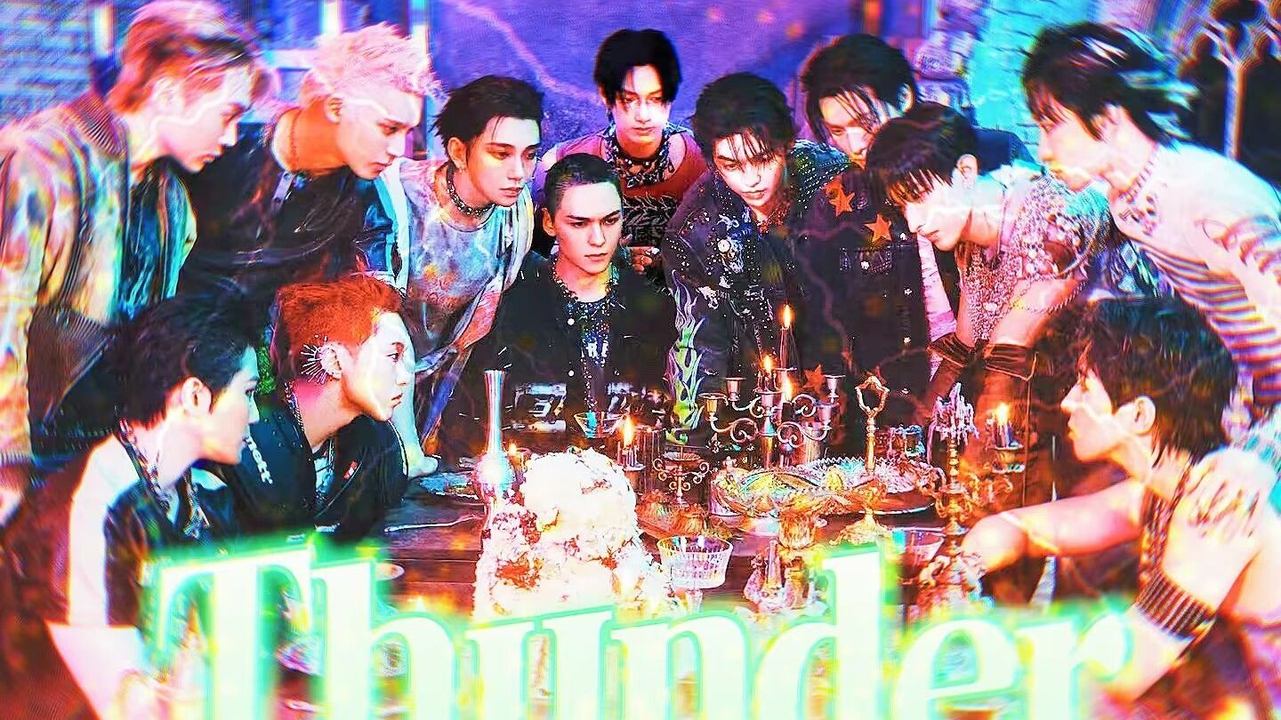 【SEVENTEEN reaction】——《thunder》MV|爆曲级别|十周年水准-NN不说inging-NN不说inging-哔哩哔哩视频