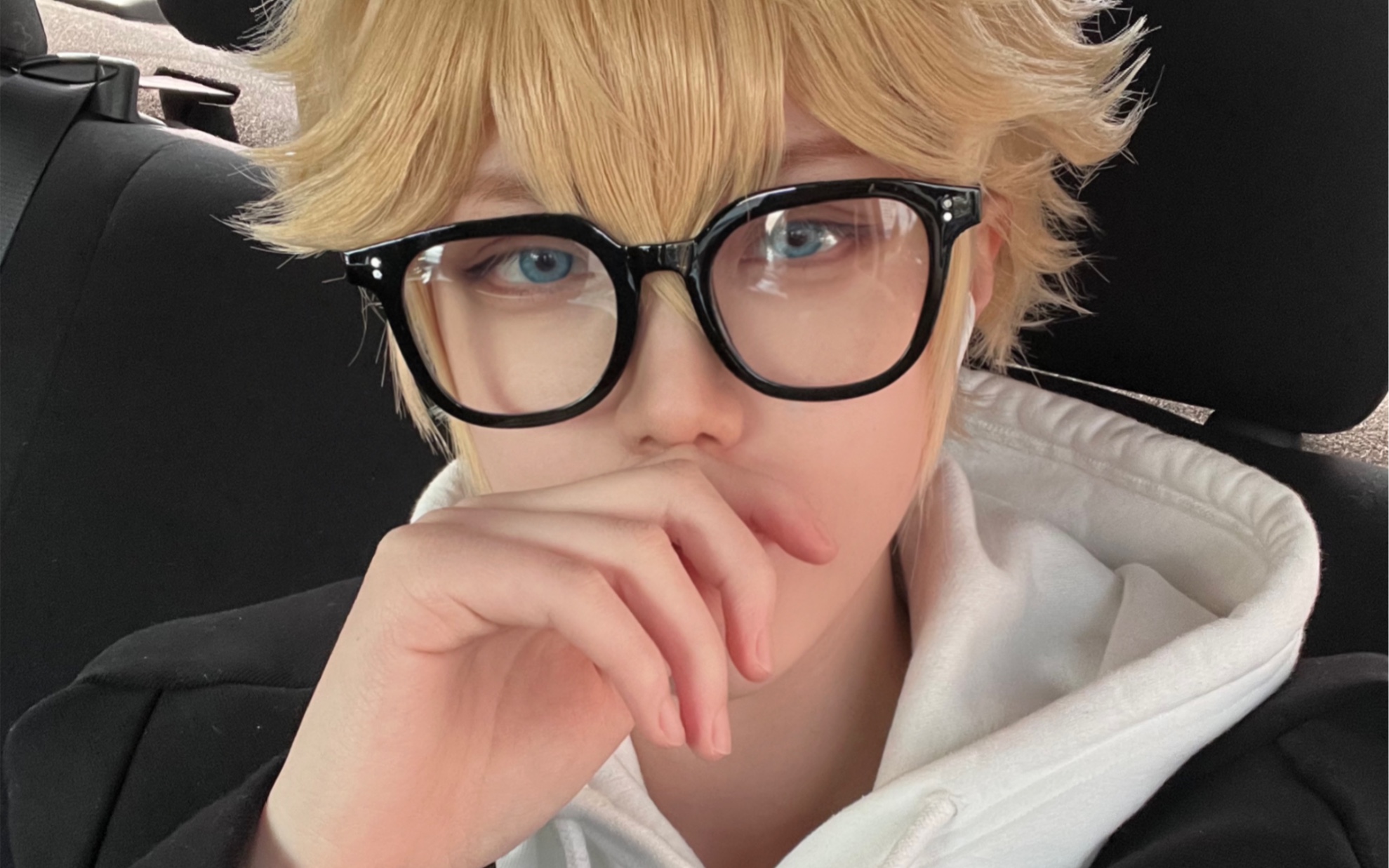 【cos委托】薯片小姐说想体验和大明星逛街的感觉…-Mochen辰也-Mochen辰也-哔哩哔哩视频