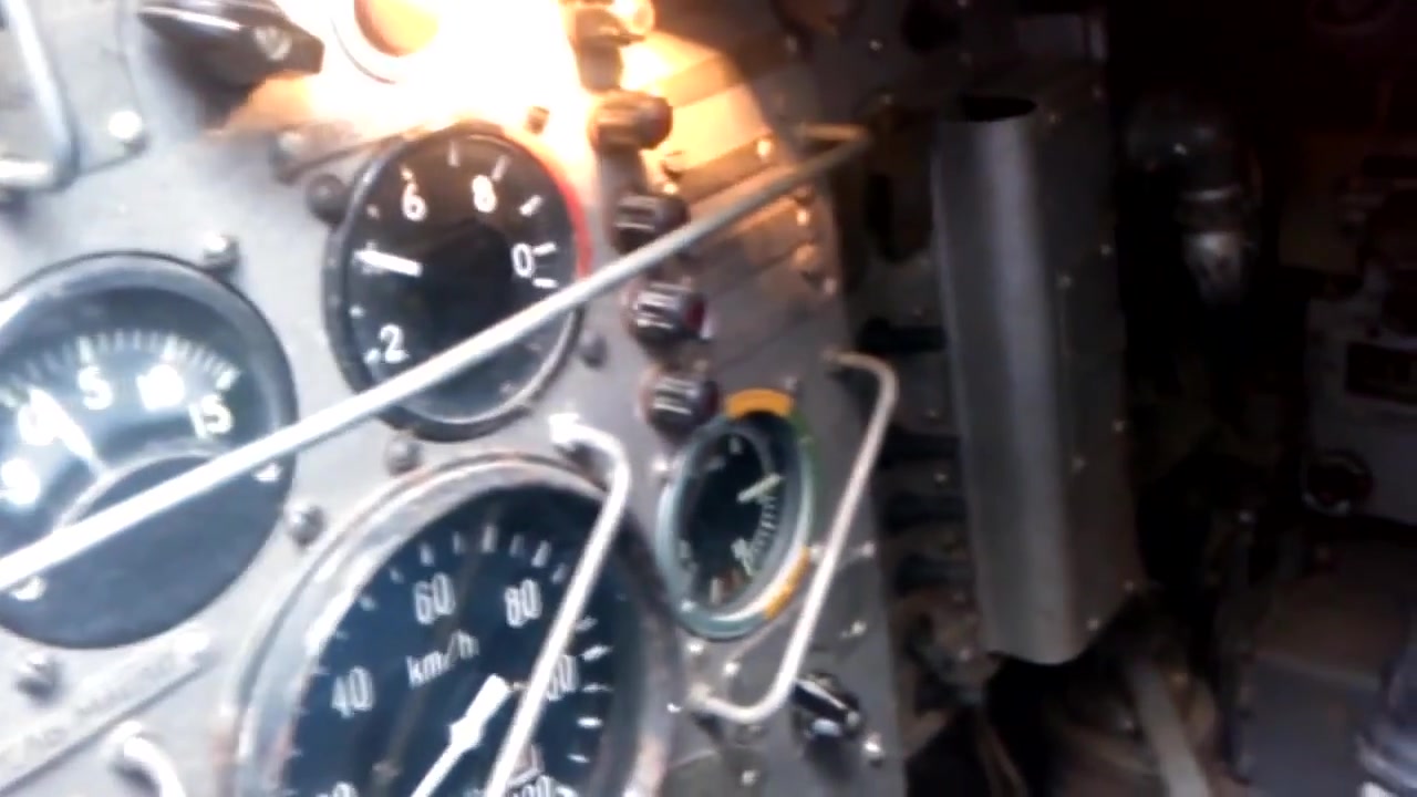 启动T-80U GTD-1250燃气轮机_哔哩哔哩_bilibili