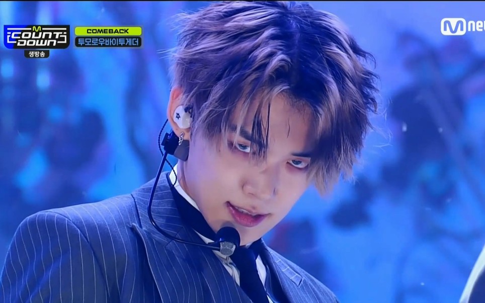 【TXT】220512 GBGB MCD回归初舞台+全体直拍 Good Boy Gone Bad_哔哩哔哩_bilibili