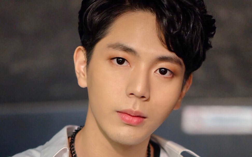 uppoompat 这个男孩好优秀_哔哩哔哩_bilibili