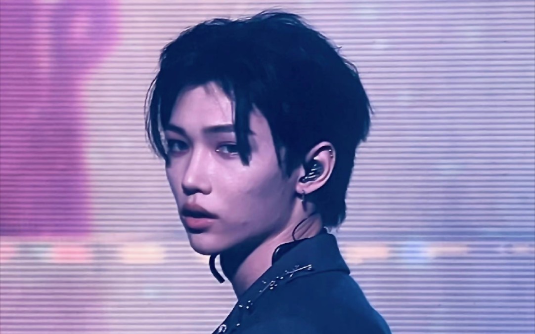 【Felix】黑发造型同时登上三个世趋_哔哩哔哩_bilibili