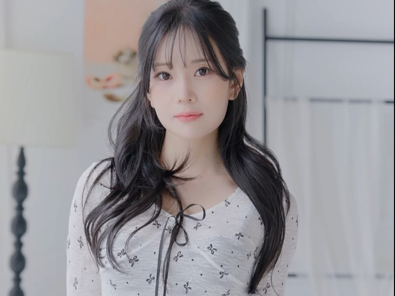 【我见犹怜】heesol！-基德老哥-基德老哥-哔哩哔哩视频