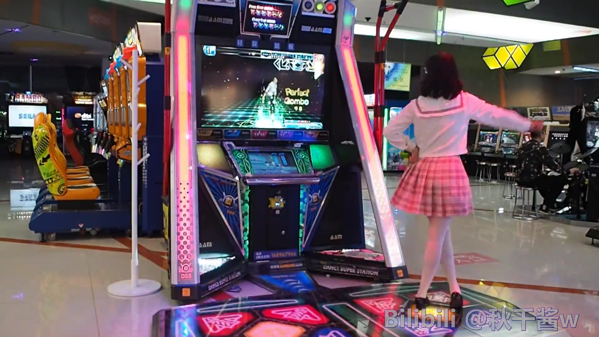 【秋千】e舞成名PiNK Cat!!跳舞机第三弾～_哔哩哔哩_bilibili