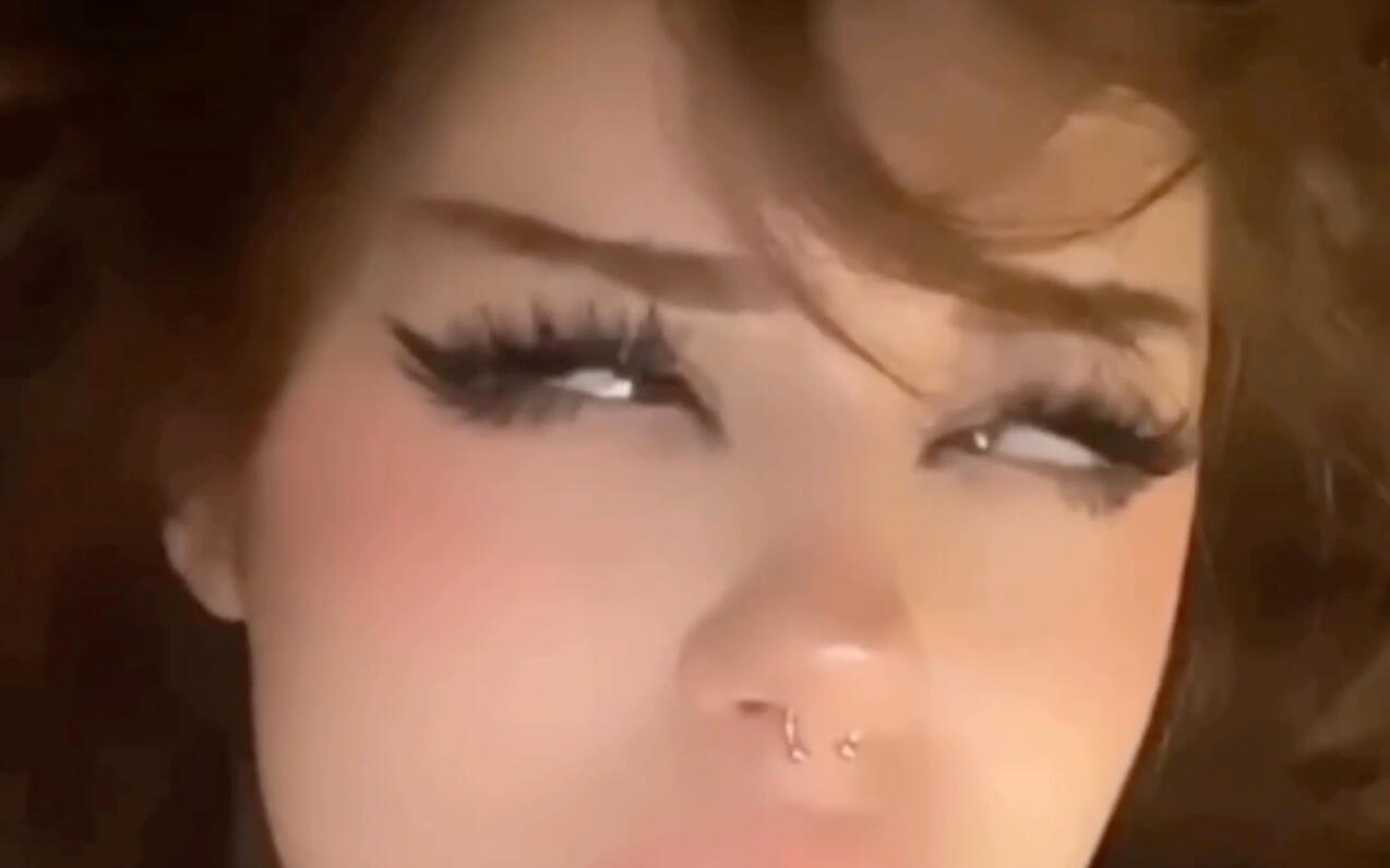 Hannah owo 吃鸡主播持续放出 - 哔哩哔哩