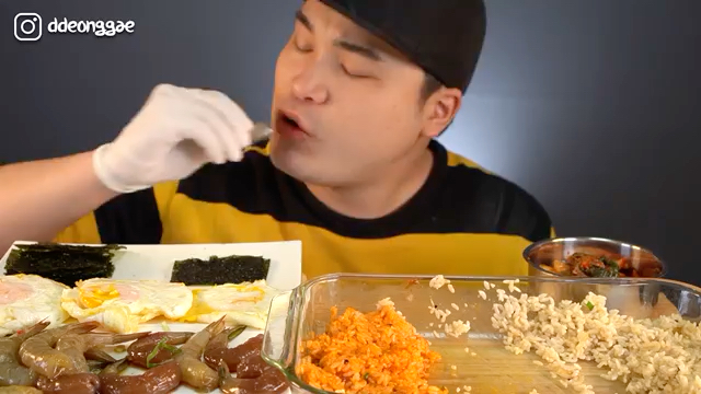 韩国吃播ddeonggae的日常美食_哔哩哔哩_bilibili