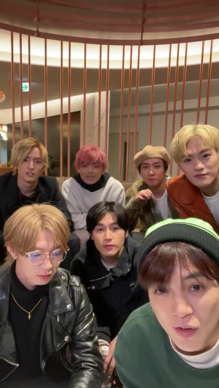 【Travis Japan】20211231 INS LIVE_哔哩哔哩_bilibili