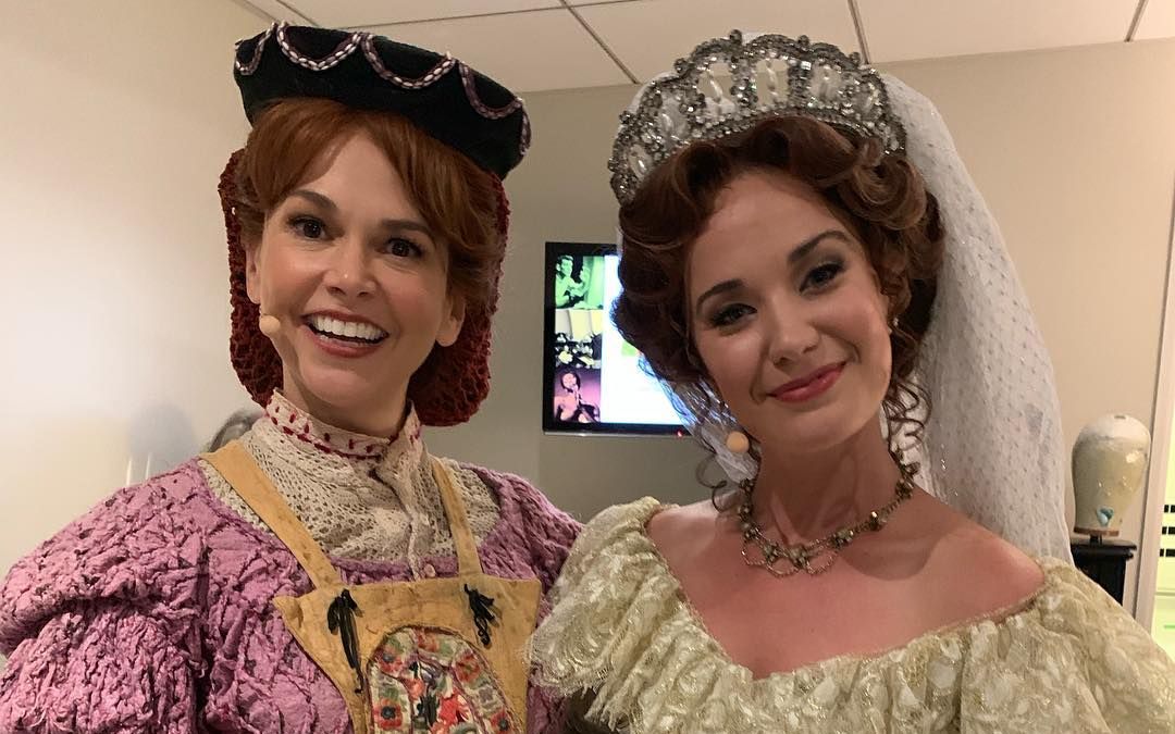 【Sierra Boggess】【Sutton Foster】A Very Nice Prince (Into The Woods 2019 ...