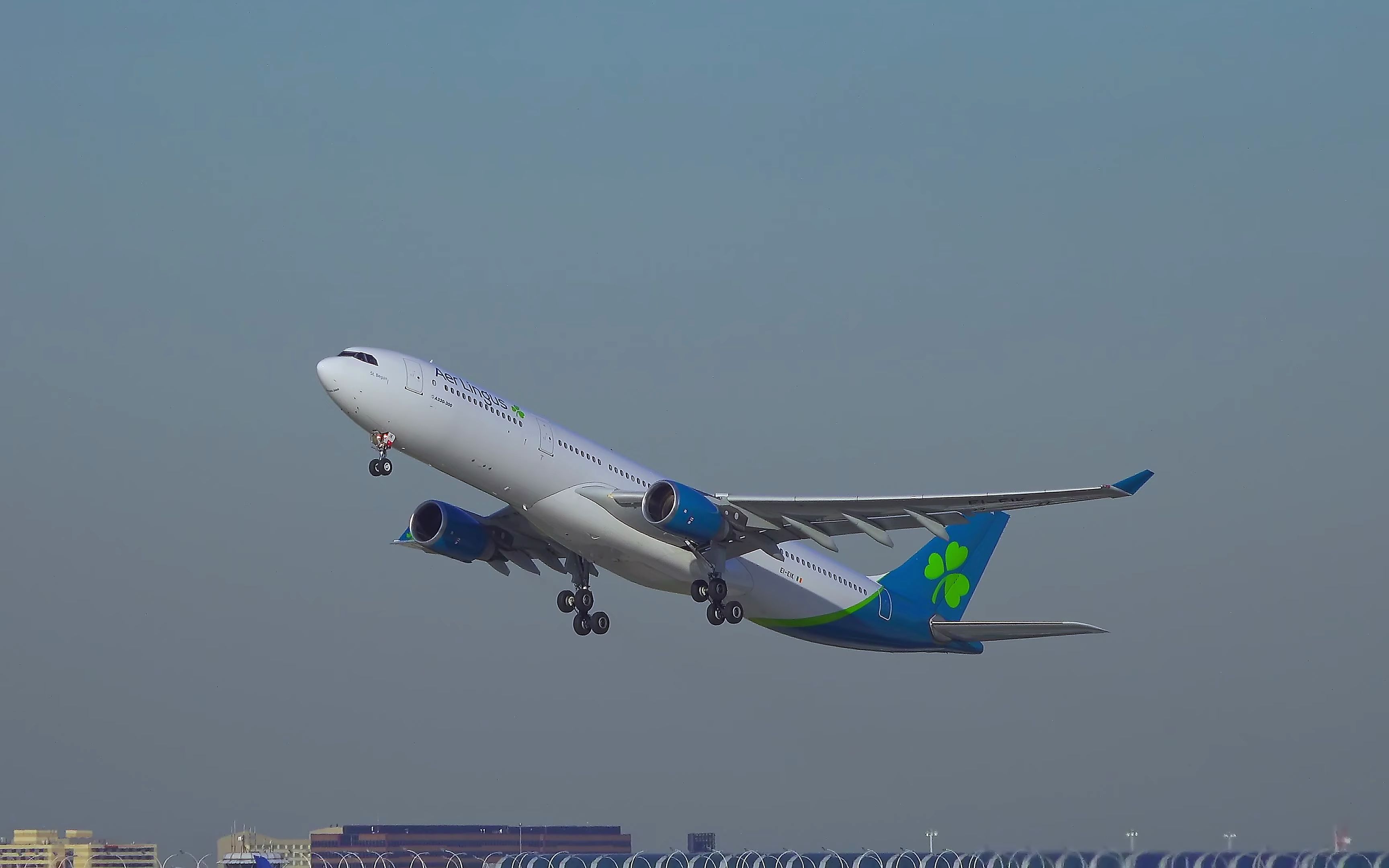 芝加哥奥黑尔国际机场起降/ATC｜4K_哔哩哔哩_bilibili