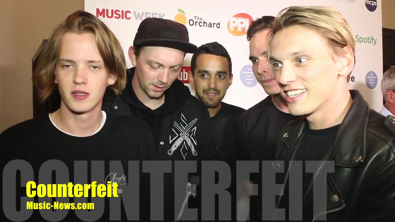 Counterfeit rock band 2017下半年采访_哔哩哔哩_bilibili