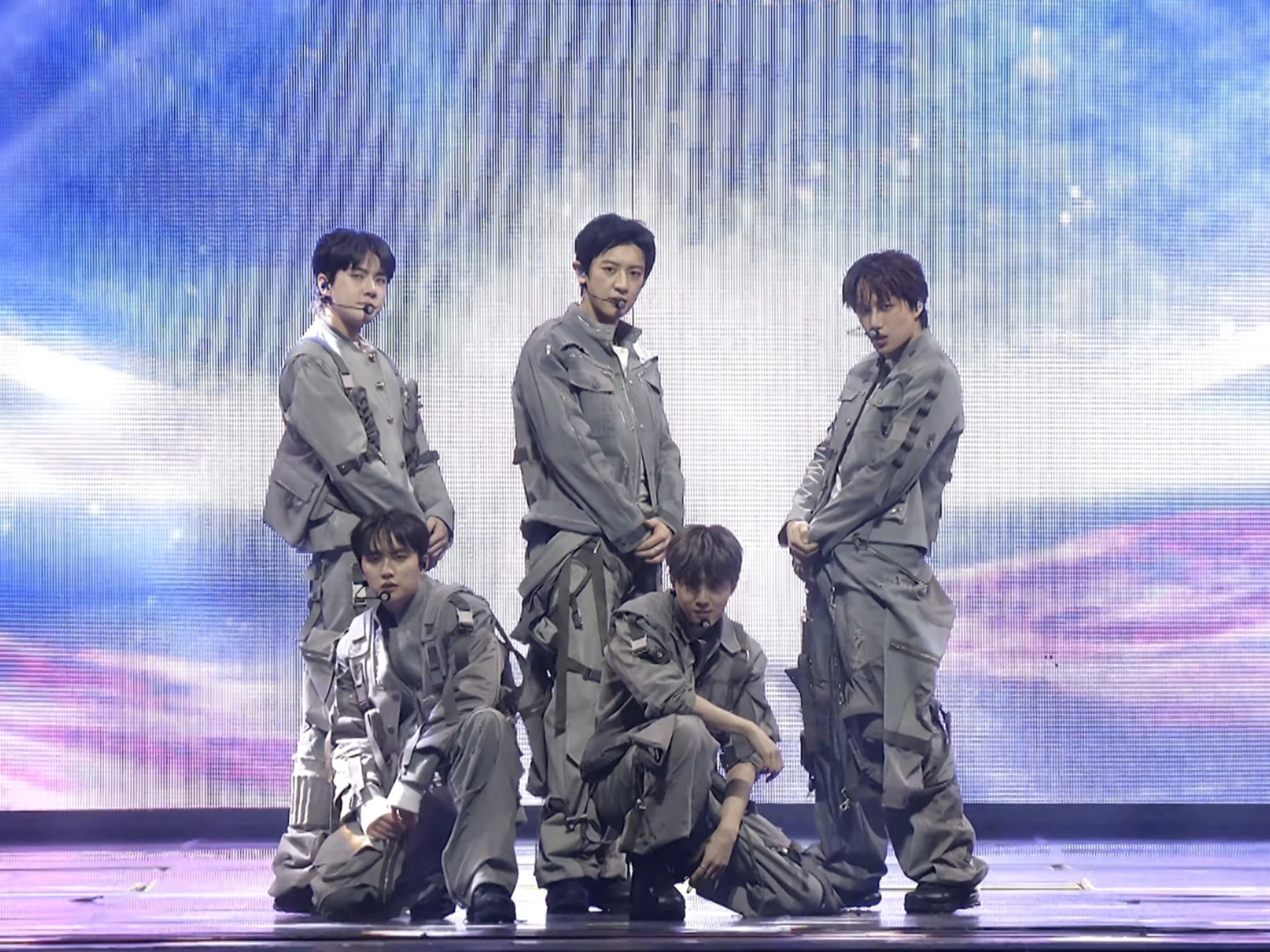 【4K60帧】EXO - Wolf+Monster+The Eve+Love Shot+Growl+Back it up(251220 ...