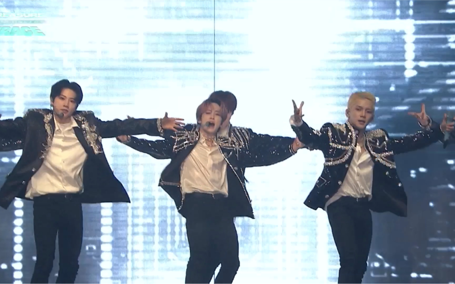 【TREASURE】220410 1ST CONCERT TRACE舞台合集_哔哩哔哩_bilibili