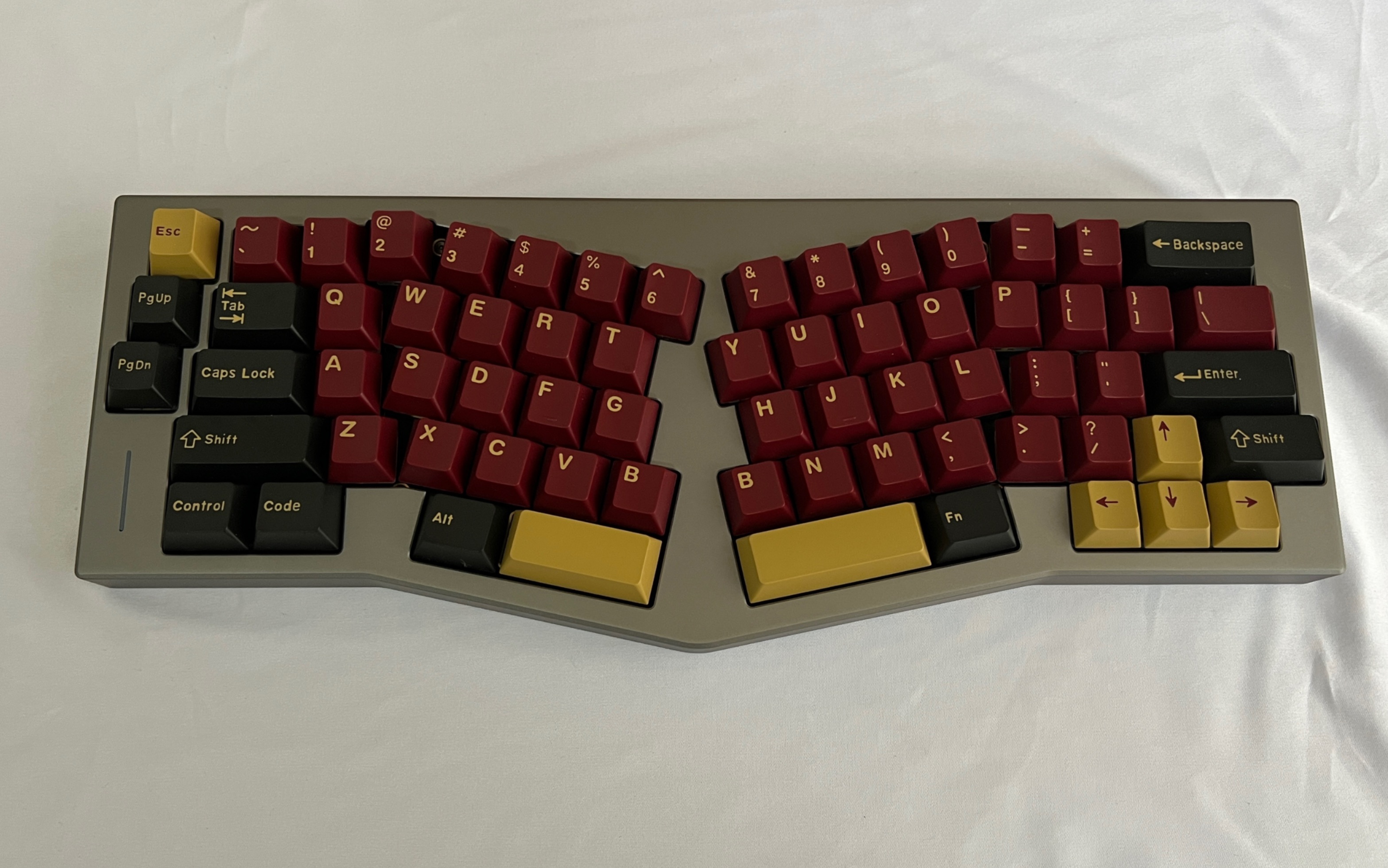 Owlab Spring人体工程学键盘打字音。