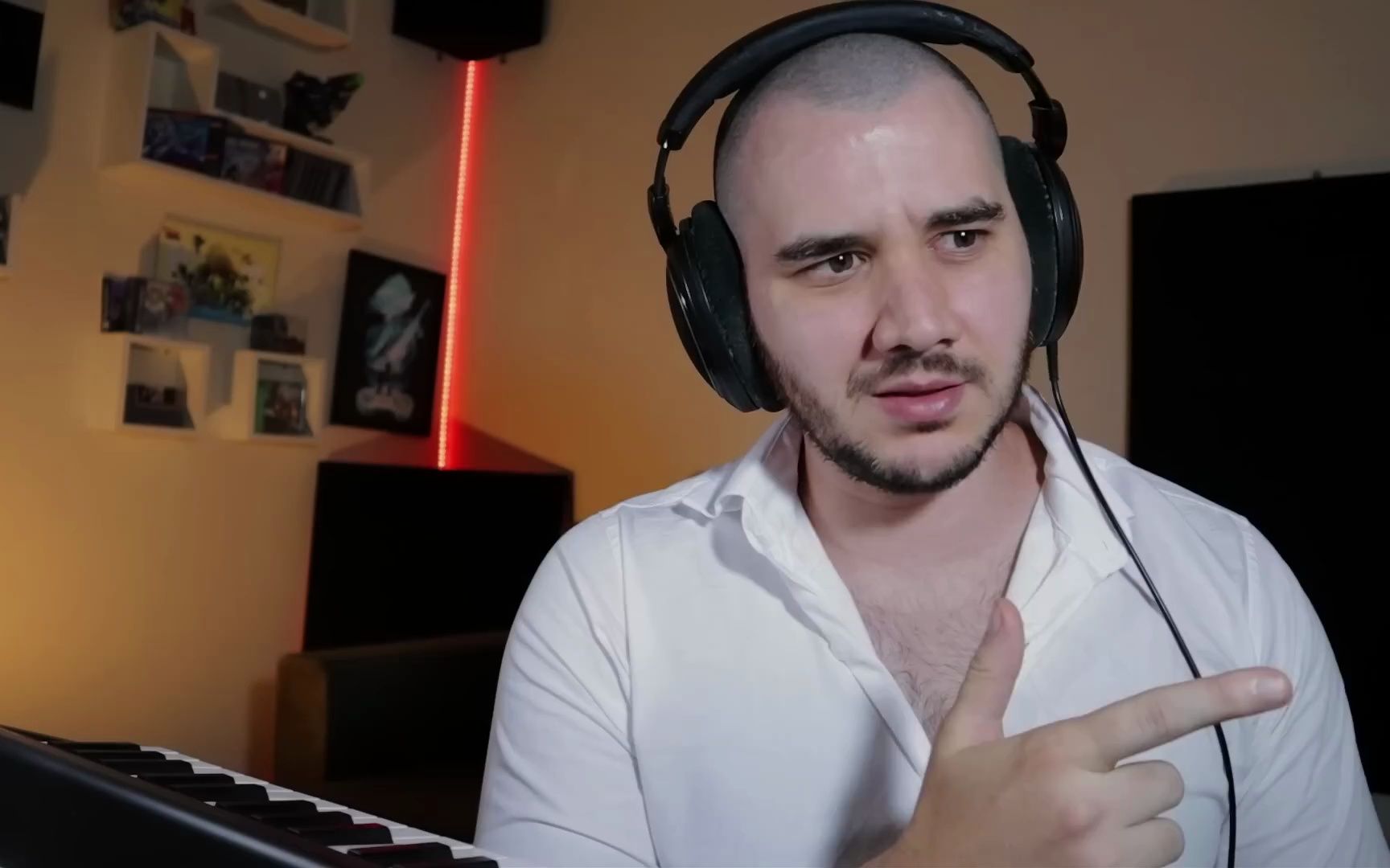 【自动字幕】游戏音乐制作人Davi Vasc解析芙兰朵露BGM - 视频下载 Video Downloader