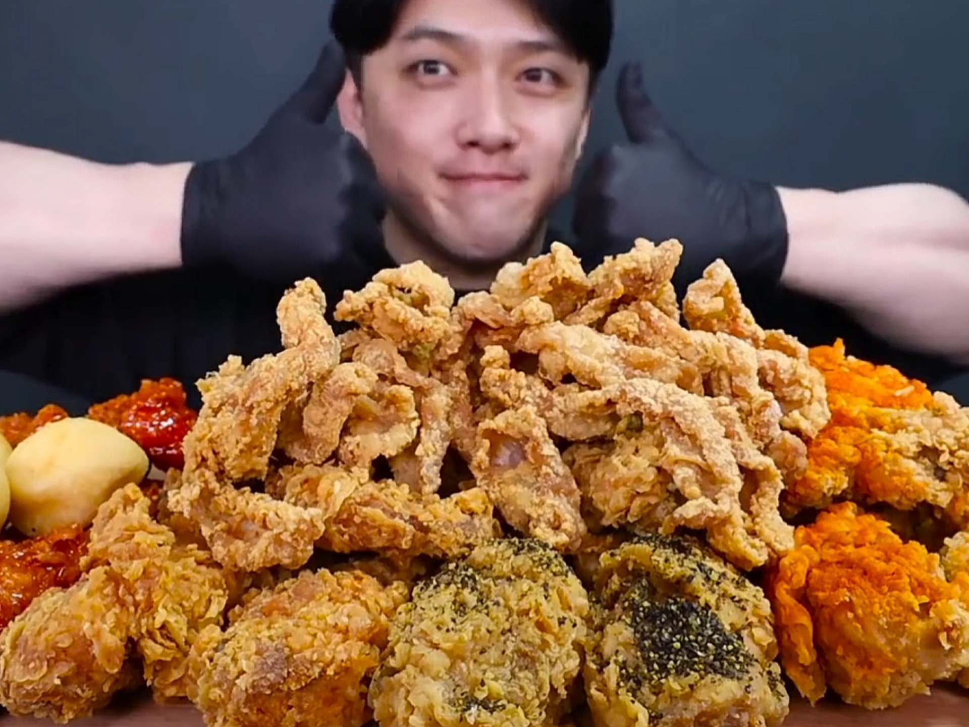 Jane ASMR FRIED CHICKEN, CHEESE BALL, CHEESE SAUCE EATING-tempo-炫-炸鸡盛宴 ...