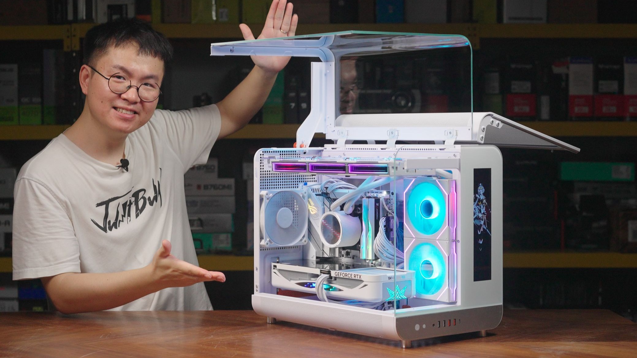 机箱届的特斯拉Model X ？未知玩家·幻翼-喜欢就买JustBuy-喜欢就买JustBuy-哔哩哔哩视频