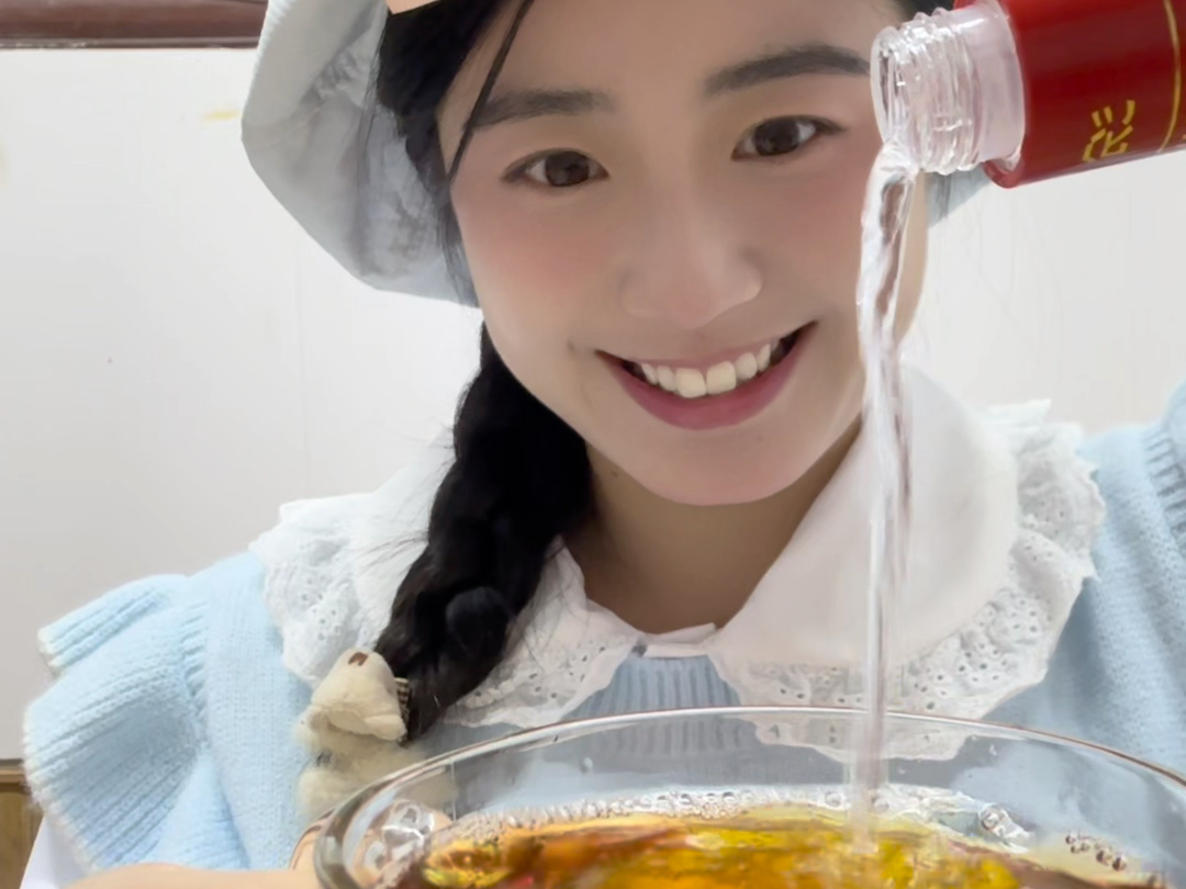 三瓶怼，怎么喝都好喝！-minmin要吃饱-minmin要吃饱-哔哩哔哩视频